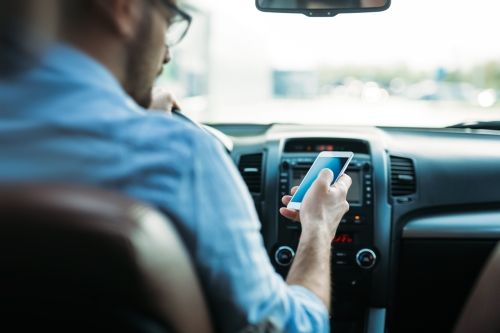 Tennessee's New Texting and Driving Law | Meade Law Group